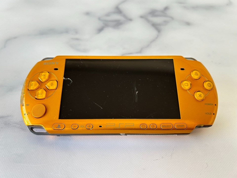 Sony PSP 3000 Bright Yellow console region free Charger+Battery+Memory ...