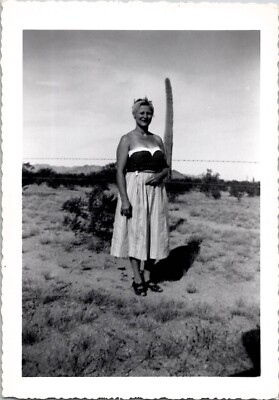 Busty Big Breast Woman Lost in the Desert Snapshot Risqué 1950s Vintage ...