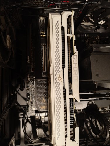 ASUS ROG Strix NVIDIA GeForce RTX 3090 OC 24GB GDDR6X Graphics Card ...