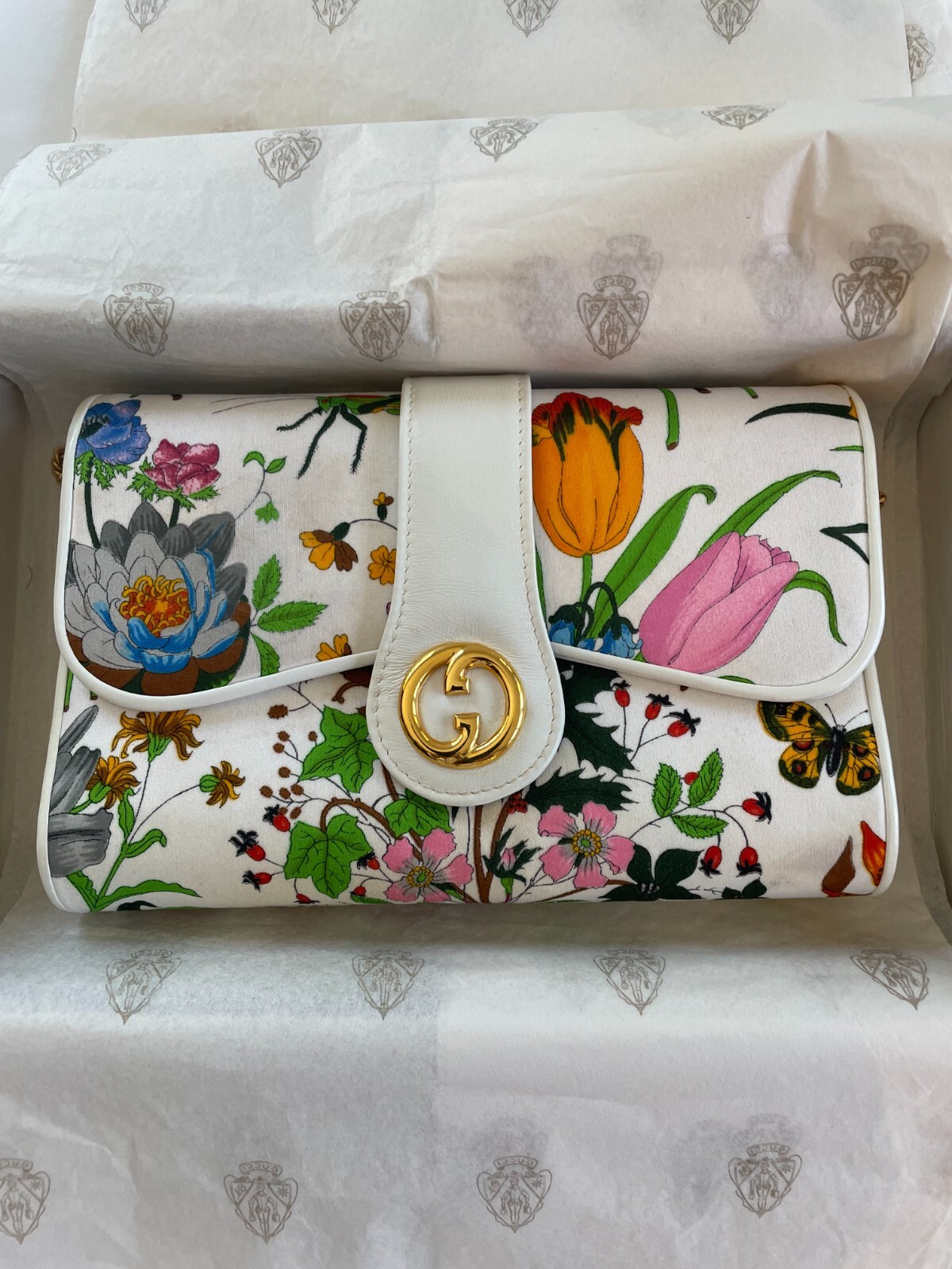 Gucci White Floral Purse in Original Box - Gem