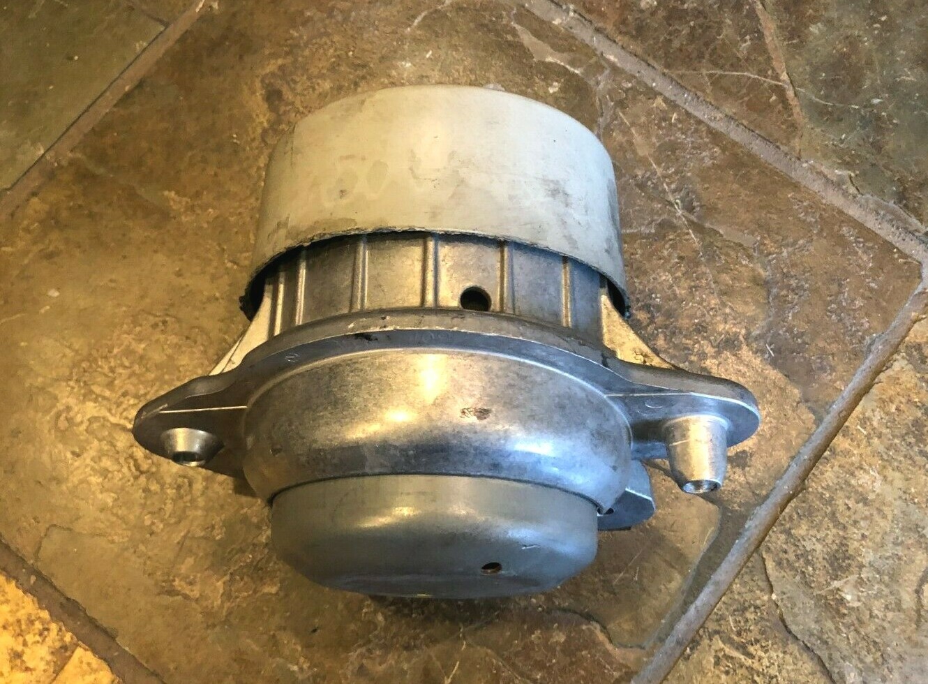 2014 2015 MERCEDES S550 FRONT LEFT ENGINE MOTOR MOUNT, PART# 2222408117 ...