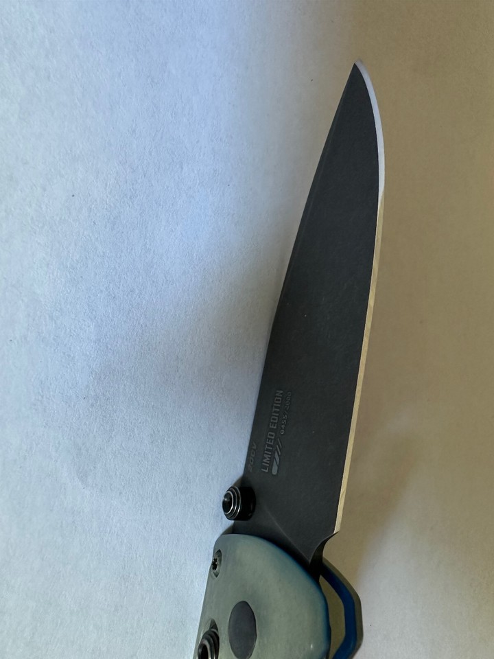 Benchmade /Bugout 535-1901 /Limited Edition /20CV Steel Jade Scales ...