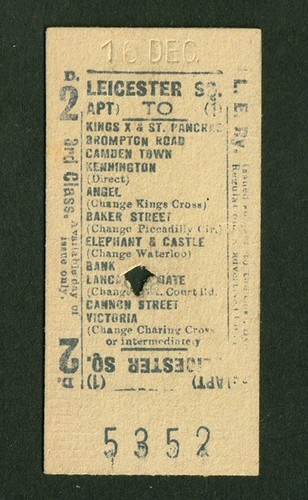 VINTAGE 1930s L . E RY. LONDON ELECTRIC RAILWAY LEICESTER SQUARE TRAIN ...