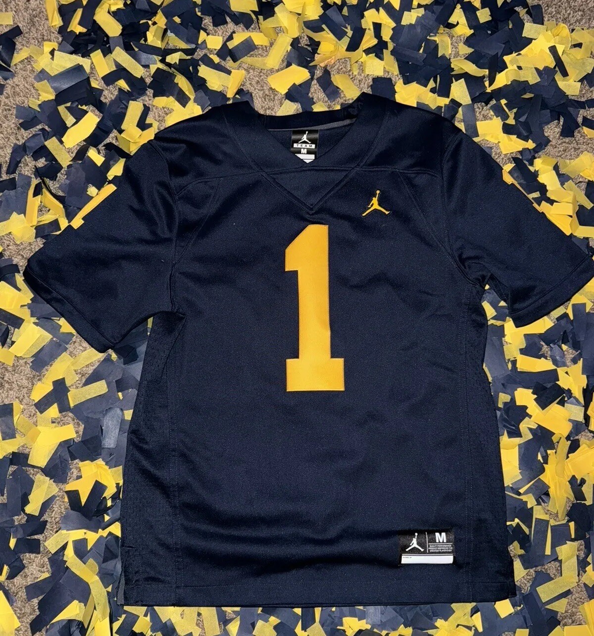 Michigan Wolverines National Championship Game Used Confetti Houston ...
