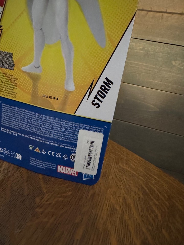 MARVEL LEGENDS X-MEN 97 STORM WHITE SUIT RARE HTF SEE PHOTOS | eBay