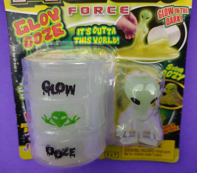 Alien Force Glow Ooze Figure Ja-Ru Stretchy Slimey Glowing Toy Gooey ...