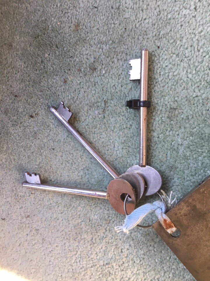 GPO Post Office Chubb Pillar Box Letter Box Lock With 3 Keys | eBay