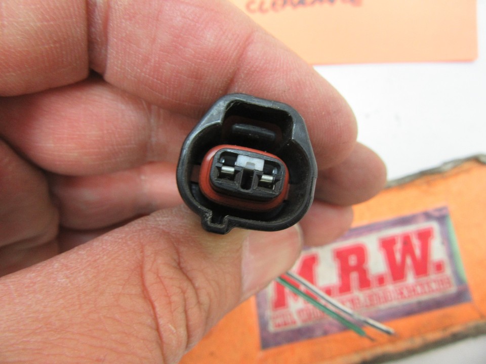 HEAD LIGHT BULB SOCKET LAMP WIRE PLUG CONNECTOR SIDE CLEARANCE for 00 ...