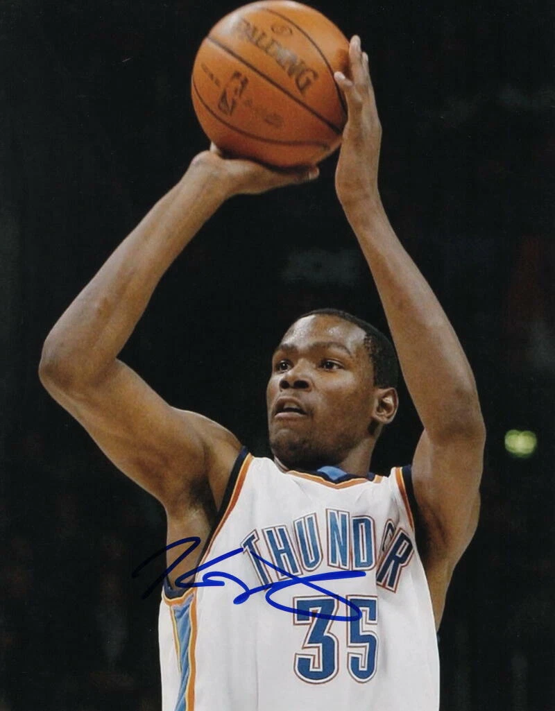 Kevin Durant Autograph Signing