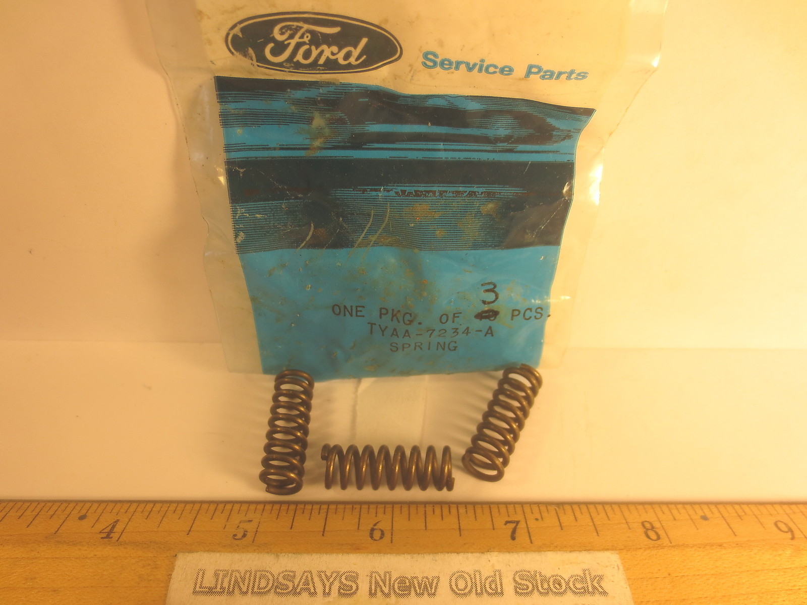3 PCS FORD SPRING (GEAR SHIFTER SHAFTS POPPET) 4 SPEED, NEW PROCESS ...