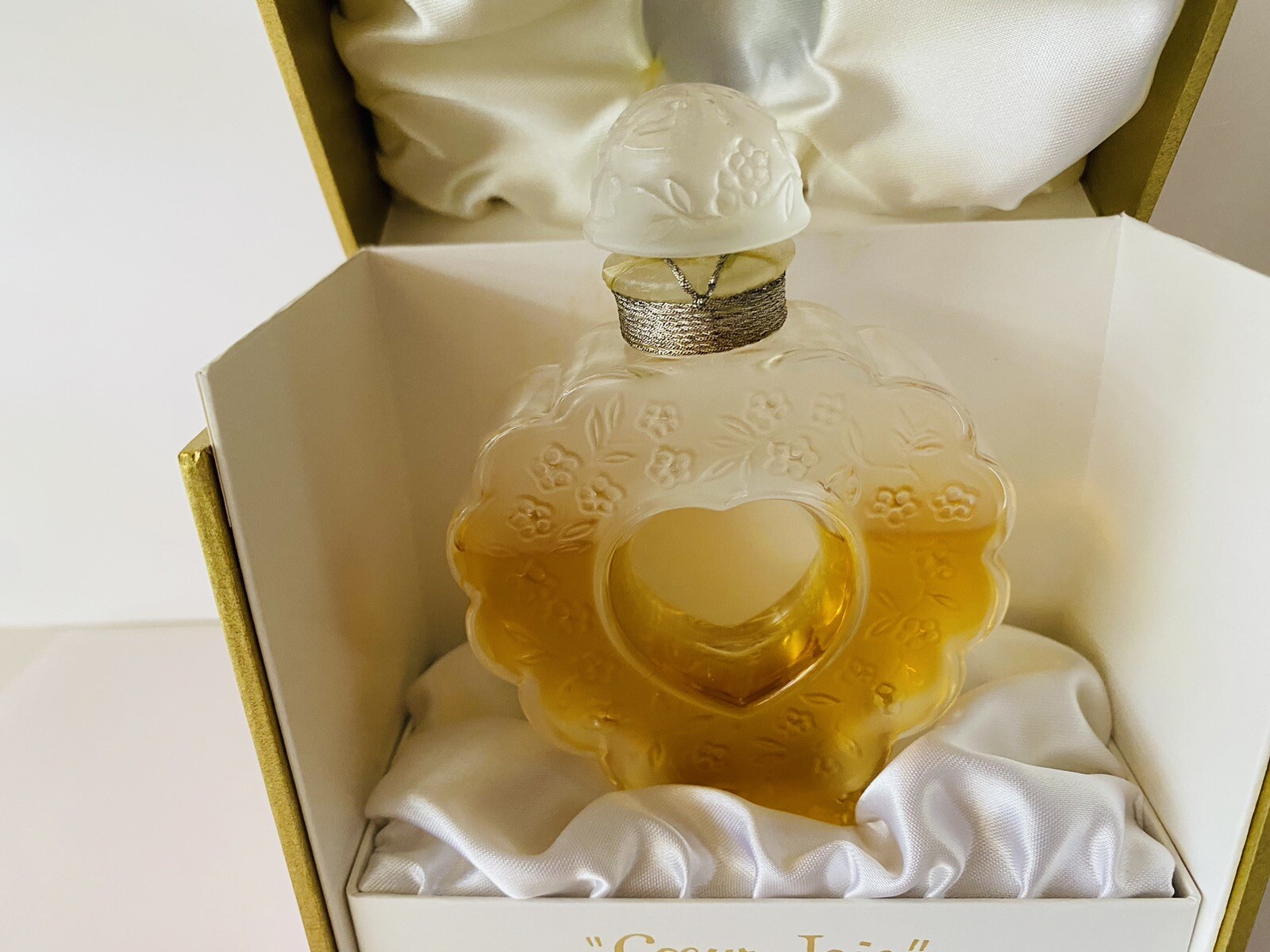 LALIQUE CRYSTAL "COEUR JOIE" PARFUM BY NINA RICCI OPEN HEART SHAPE /BOX ...