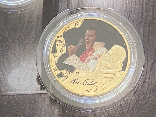 V.V RARE – Elvis King of Rock n’ Roll GOLD Coins Vol.1 *NEAR MINT ...