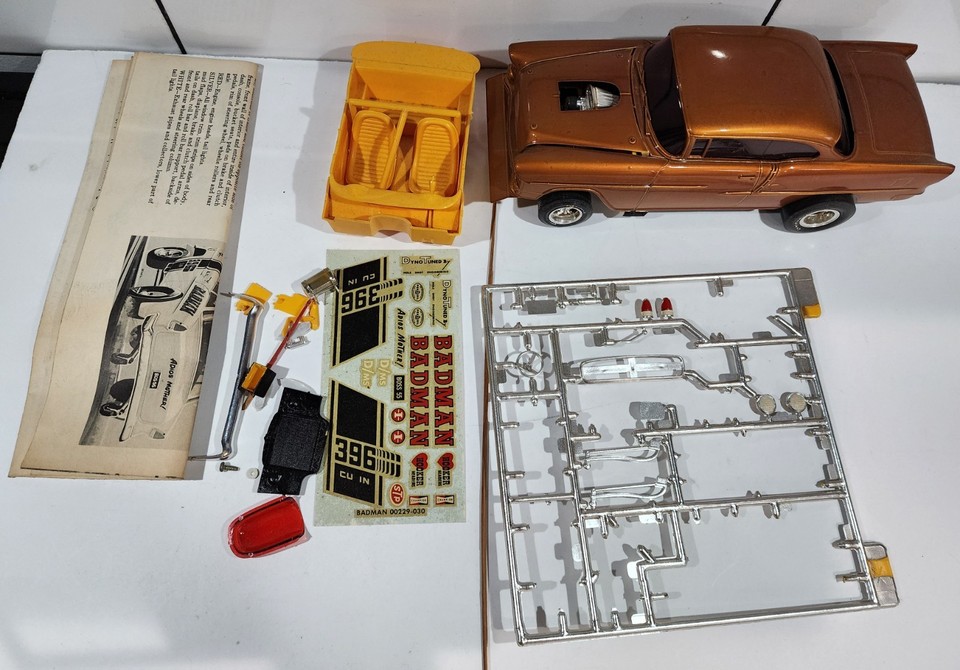 Monogram Tom Daniel's Badman '55 Chevy Funny Car 1:24 model kit - PC229 ...