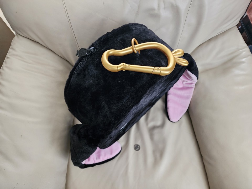 Faux Fur Na! Na! Na! Surprise 2020 MGM Black Rabbit Bunny Luggage ...