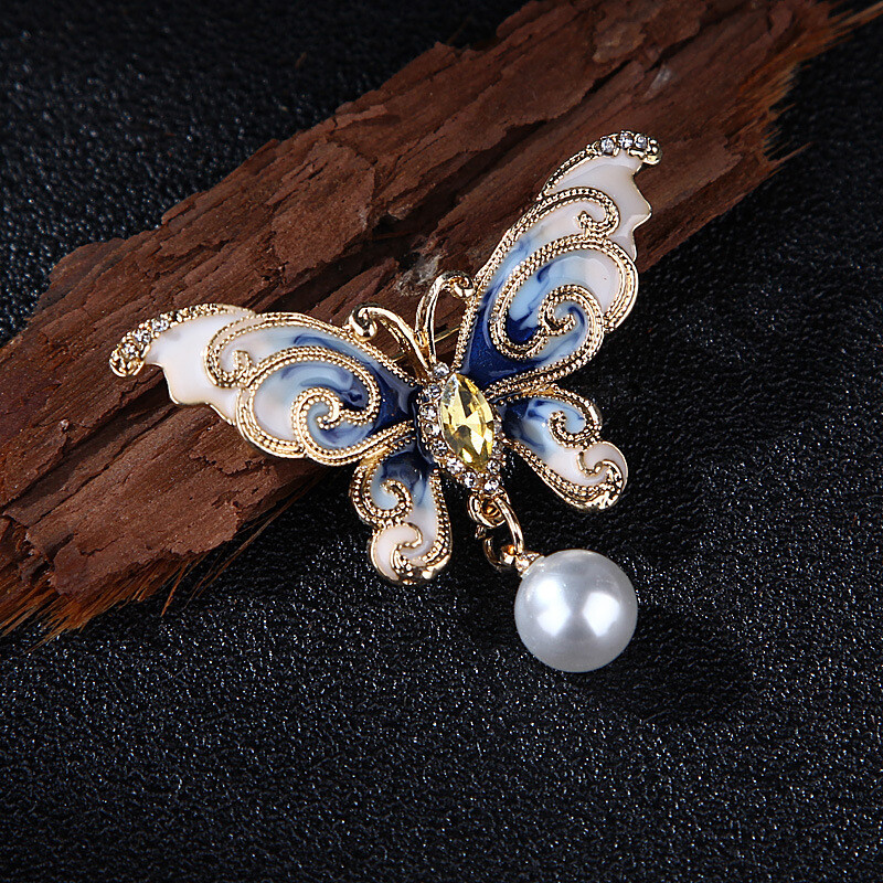 Fashion Women Butterfly Pins Rhinestone Enamel Pearl Insect Brooches ...