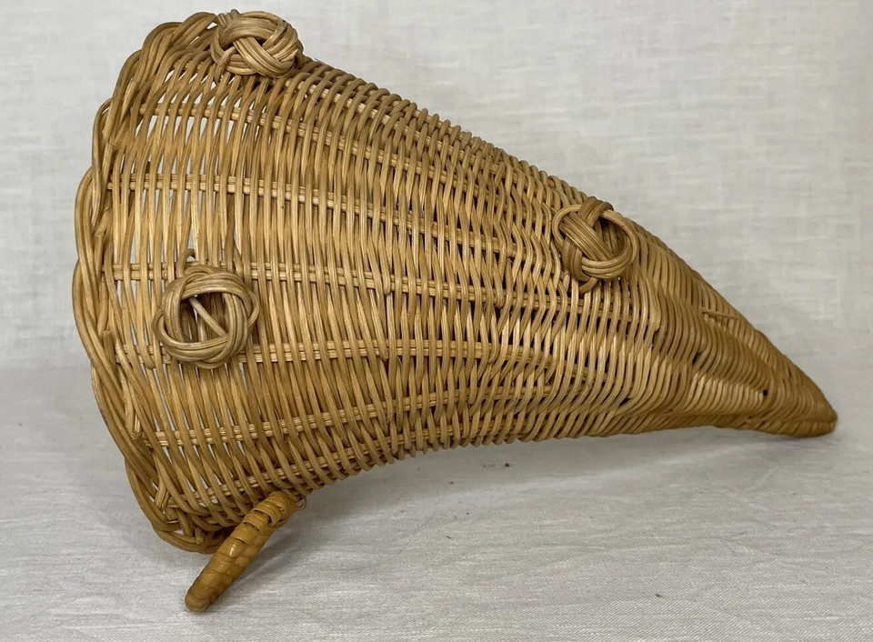 Vintage Wicker Thanksgiving Cornucopia Basket / Horn of Plenty - 11" | eBay
