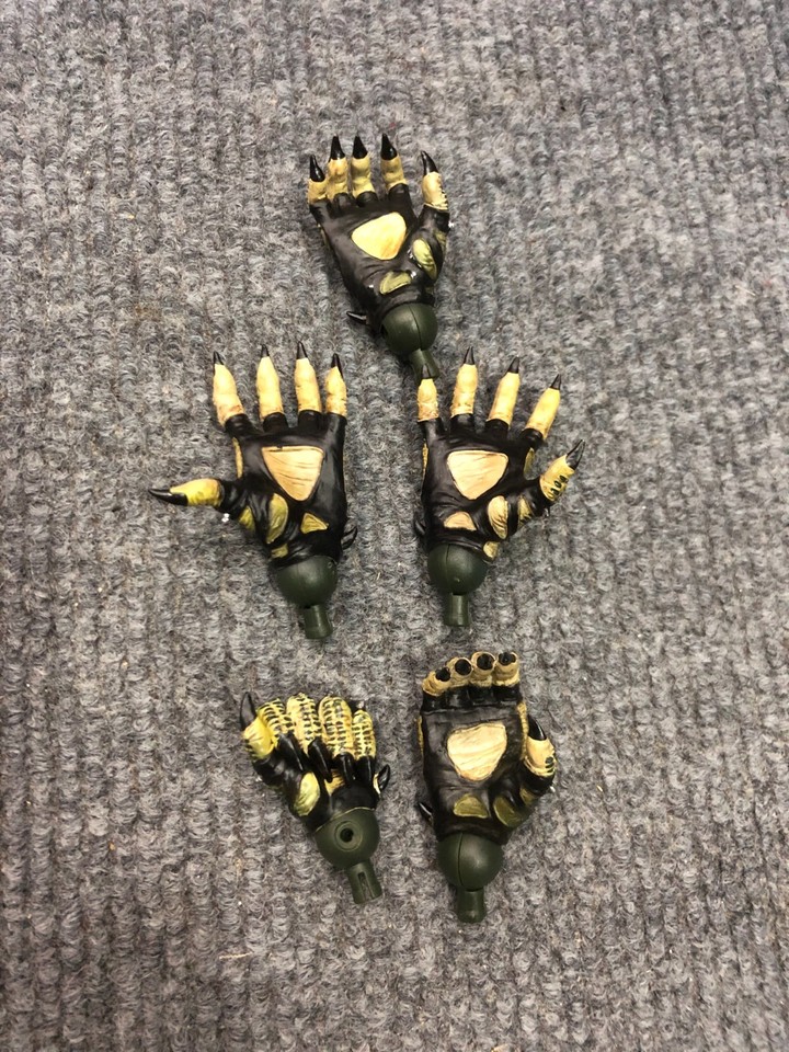 1/6 Hot Toys MMS76 Predator 2 Lost Predator Hands for Action Figure | eBay