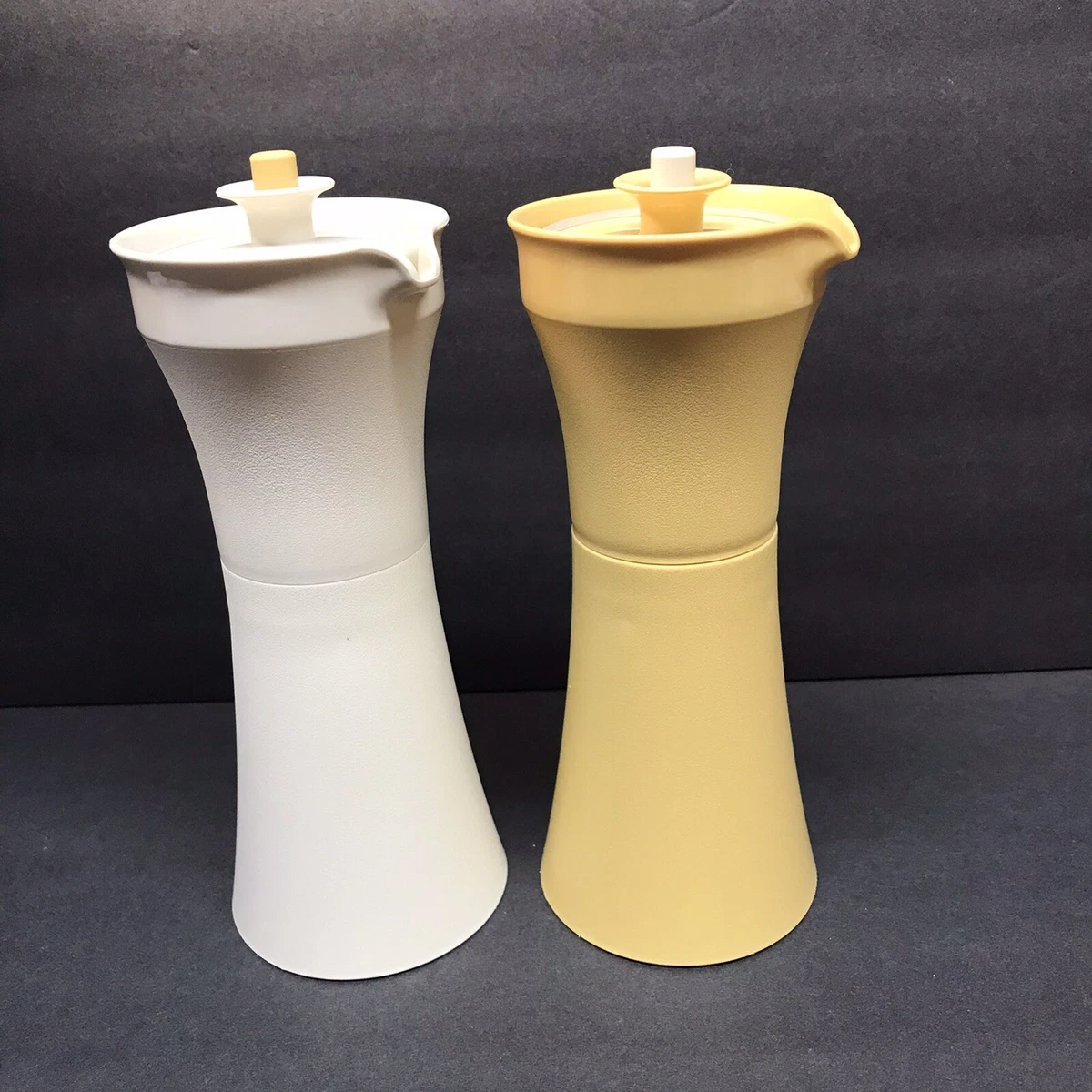 Tupperware Container Salad Dressing