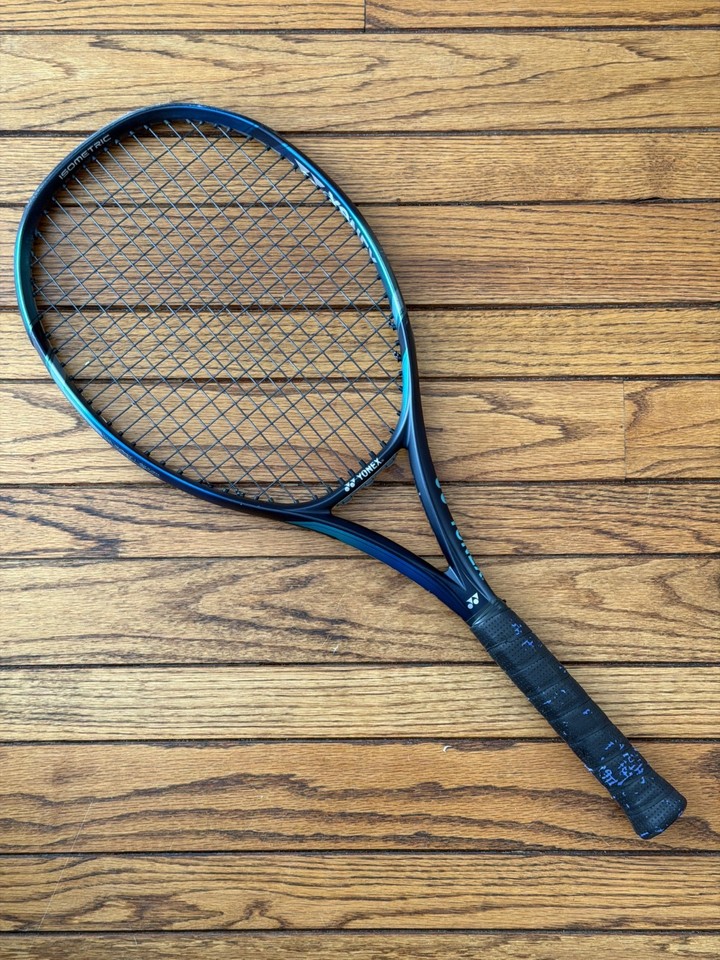 Yonex Isometric Ezone 100 Grip 4 1/2 Tennis Racquet Used Graphite Made ...