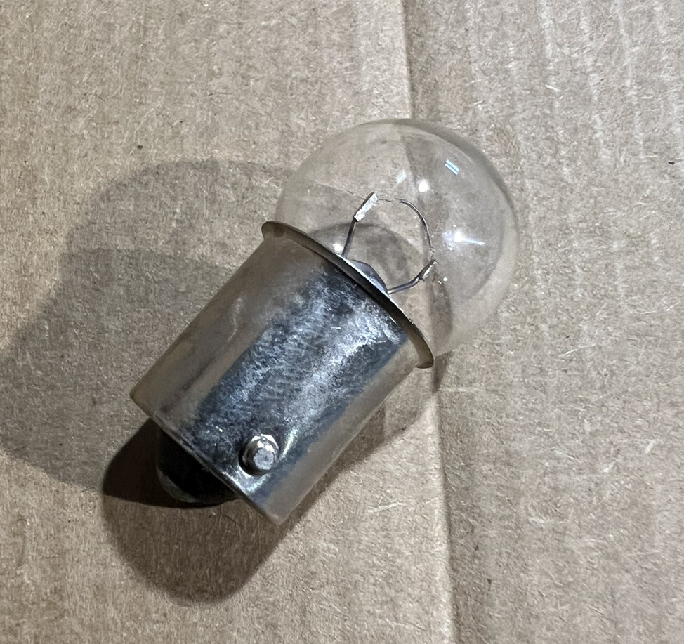 BOX OF 100 Bulbs PRECISION AIRCRAFT LAMP PL89 With NSN 6240-00-143-3159 ...