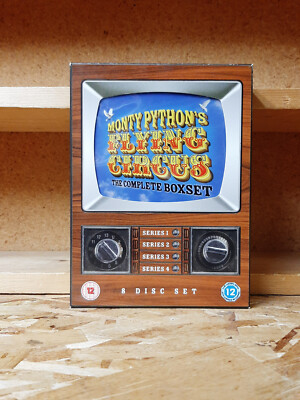 MONTY PYTHON'S FLYING CIRCUS: THE COMPLETE BOXSET 4 SEASONS 8 Discs PAL ...