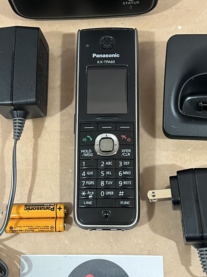 Panasonic KX-TGP600 SIP Cordless Bundle KX-TPA60 W/KX-TGP600G Base ...