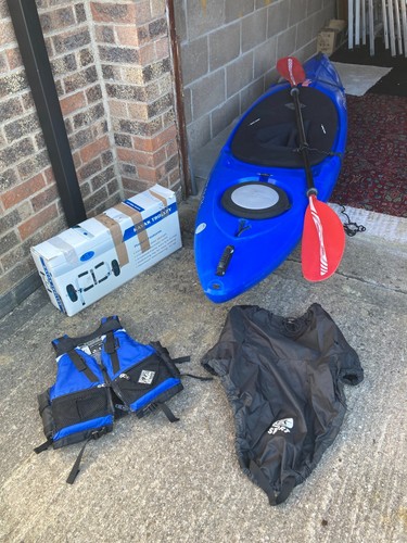 Dagger Approach Kayak (blue) 9 ft long, with accessories COLLECTION ...