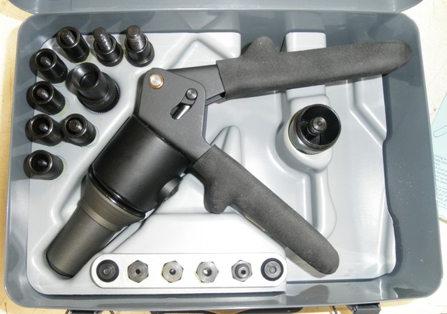 FSI D100 Mil-1 Hydraulic Blind Rivet Riveter Fastener Kit for Parts or ...