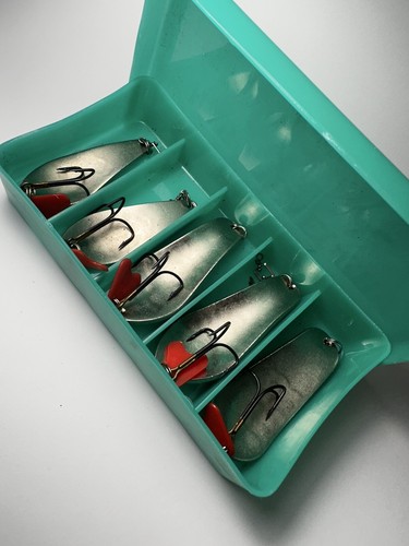 Fishing set, fishing accessories, box for catching carp, trout, eel ...