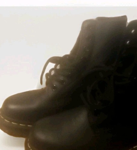 Dr Martin ORIGINAL 1460 8 EYE BOOT size 3 | eBay