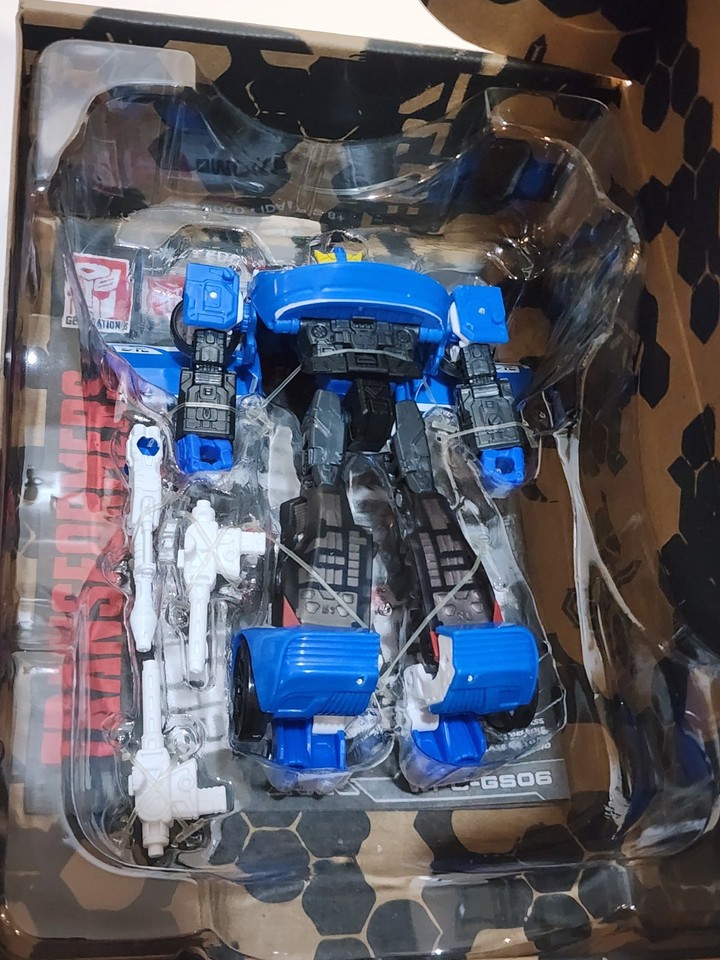 Transformers Generations Selects WFC-GS06 Smokescreen | eBay