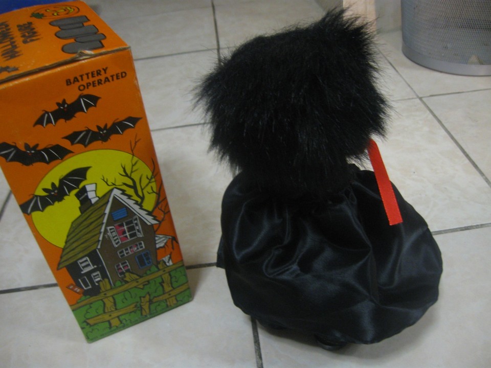 90s VINTAGE BATTERY OPERATED HALLOWEEN DRACULA VAMPIRE 11" MOTIONETTE ...