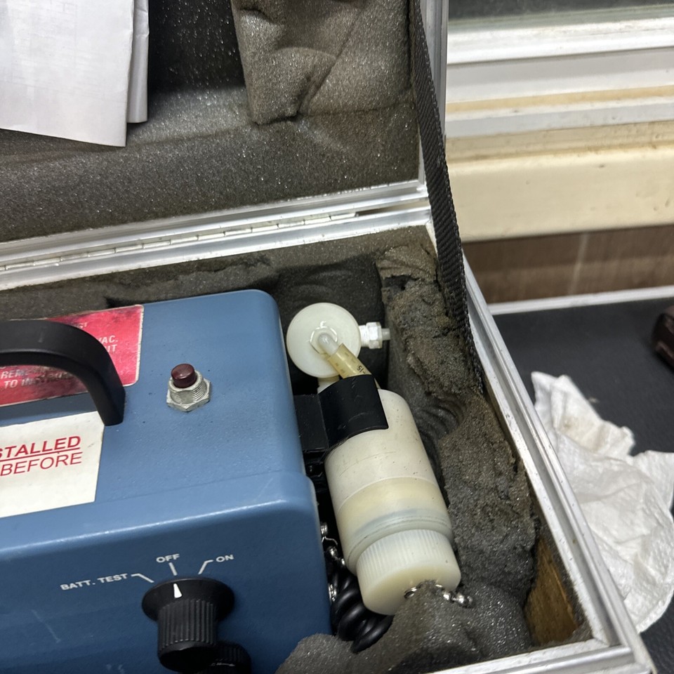 Teledyne Analytical Instruments Portable Oxygen Analyzer From 1998 CIPS ...