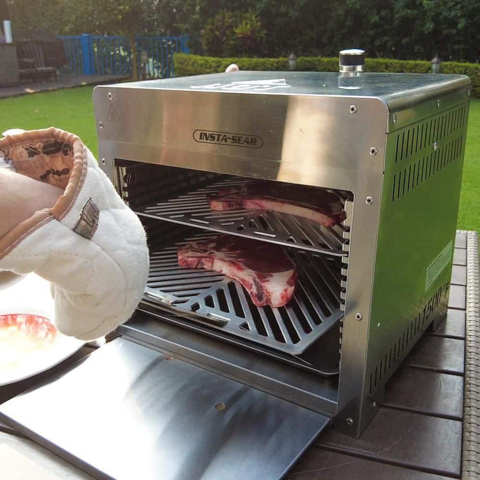 Outdoor Portable Infrared Propane Gas Grill, Tabletop Cooking Steak ...