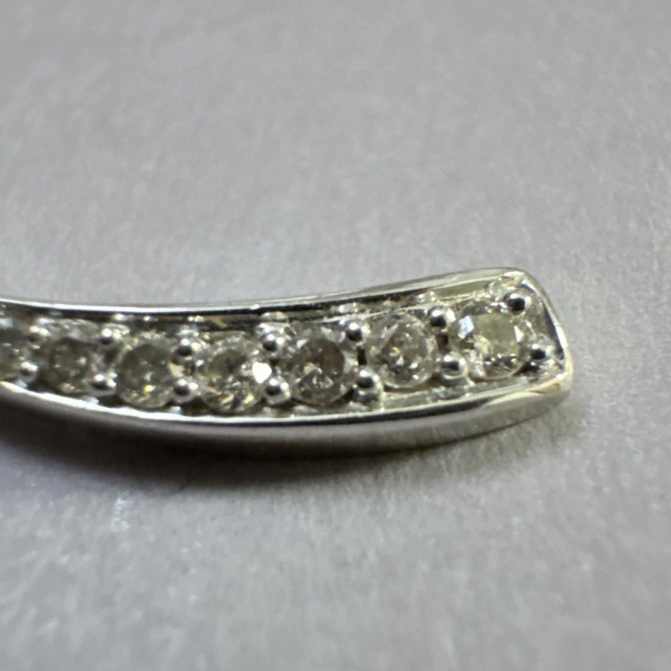 9ct White Gold 375 Pave Set Diamond 0.1ct Twist Bar Pendant 33mm Long ...