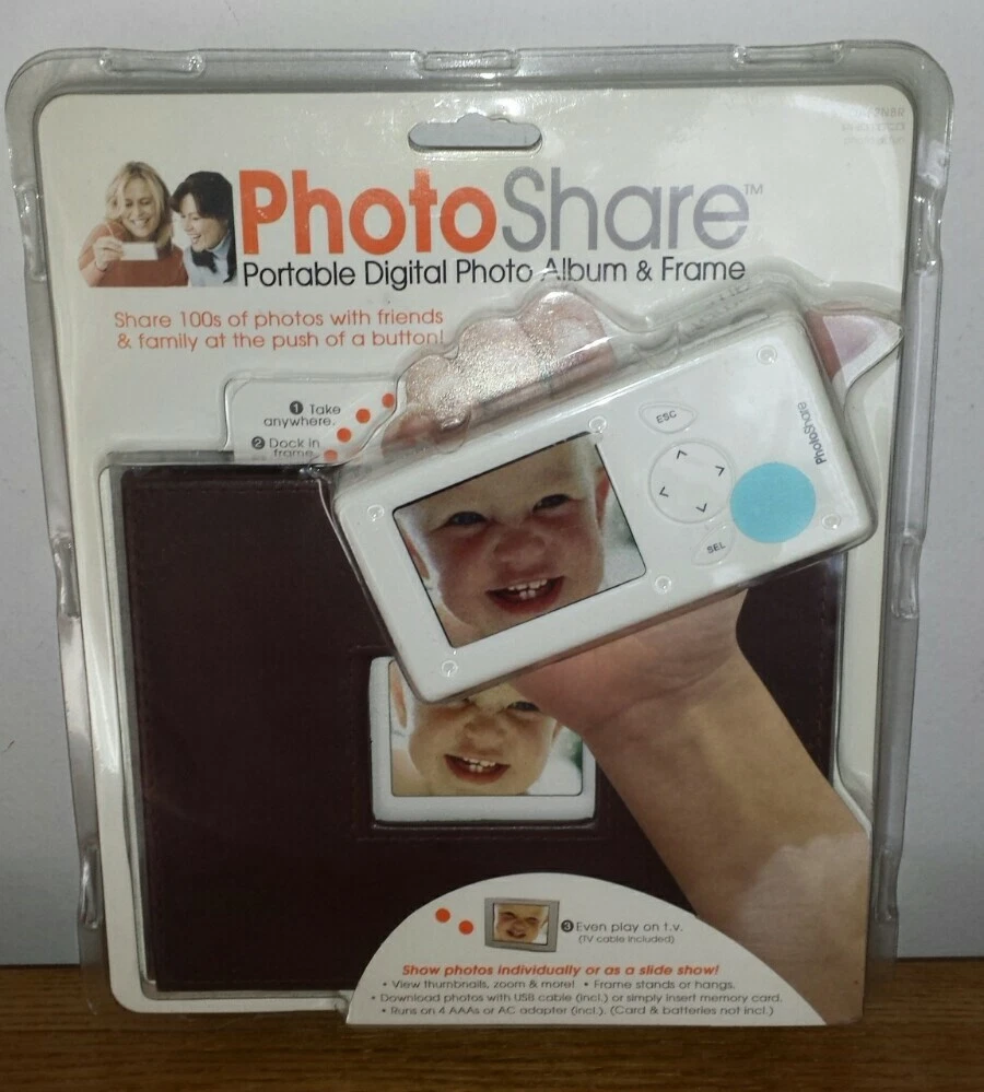 Portable Digital Photo Album