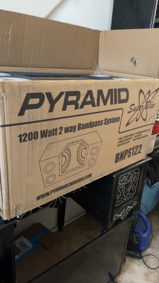 Pyramid BNPS122 1-Way 12in. Car Subwoofer with planet audio 2000 watt ...
