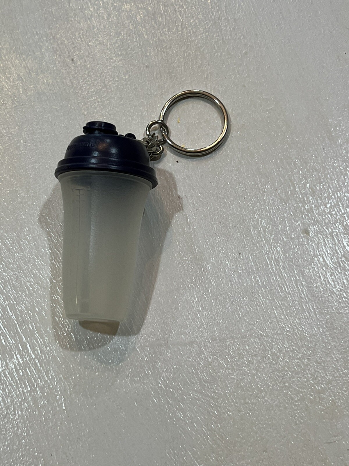Vintage 2.5" Tupperware Shaker Bottle Cup Tumbler Keychain Key Chain ...