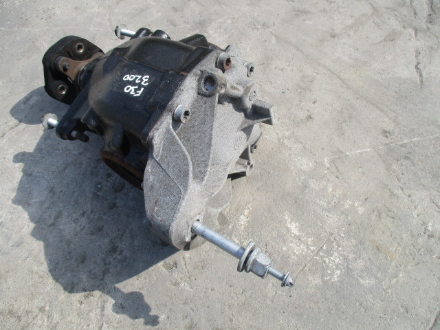 BMW F30 3 4 SERIES AUTOMATIC REAR DIFFERENTIAL DIFF RATIO 2.81 7605590 ...