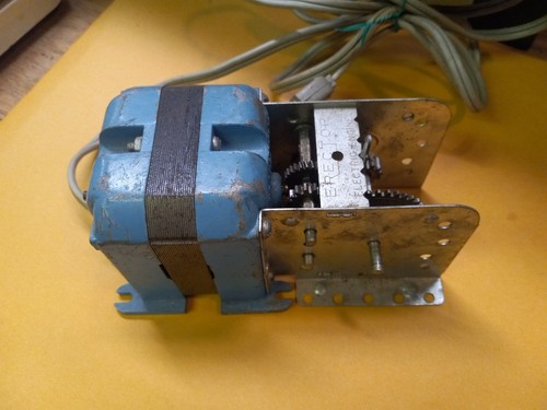 VTG 1950's A.C. Gilbert Erector Set A-49 Robin Egg Blue Electric Motor ...