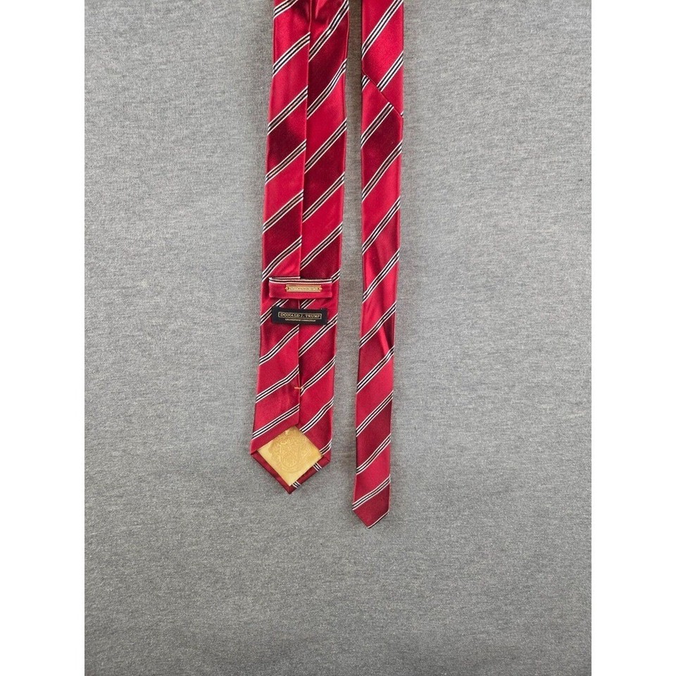 Donald Trump Signature Collection Gold Bar Tie 100% Silk Red Striped 3. ...