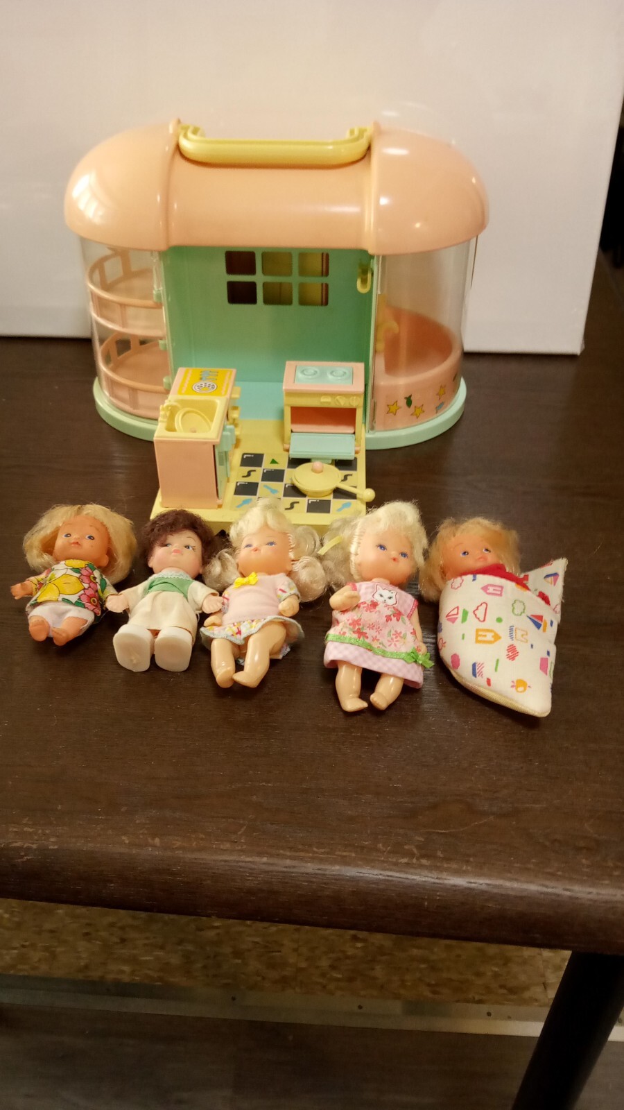 Vintage Chabel Doll Playhouse. Melli And Dos by Feber. With 5 dolls ...