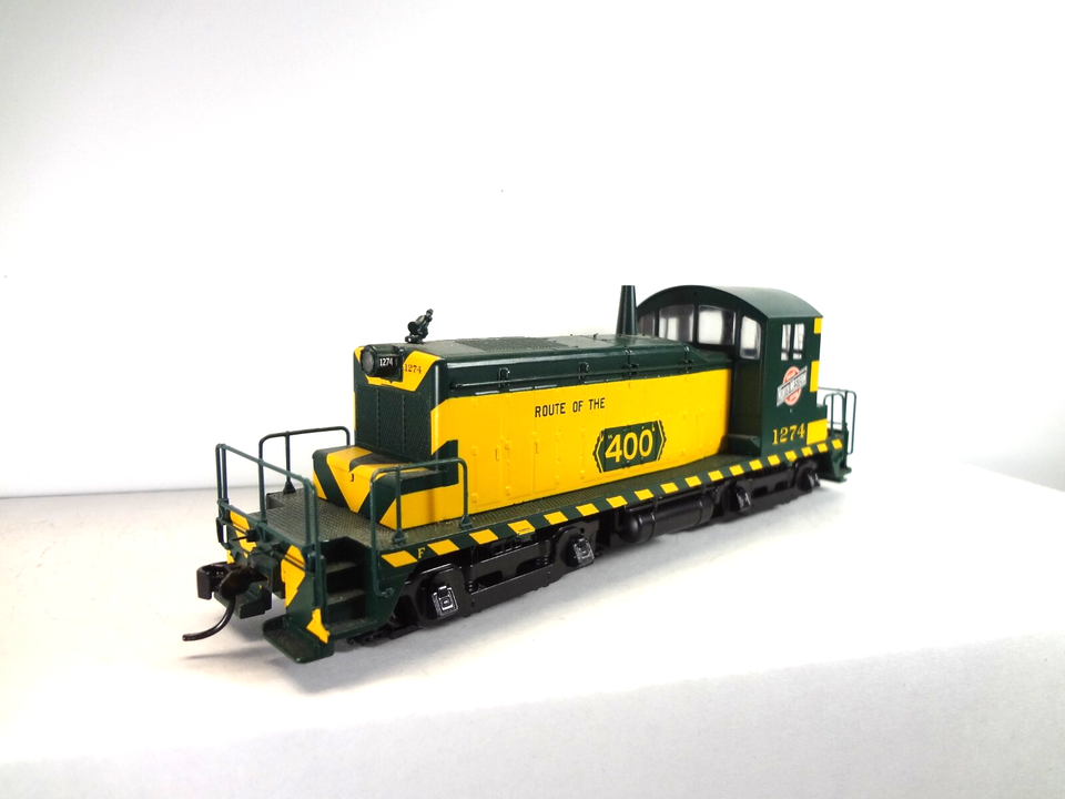 WALTHERS DCC HO SCALE CNW SWITCHER DIESEL LOCOMOTIVE #1274 E1 | eBay