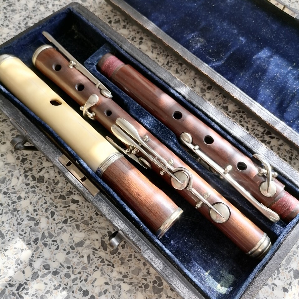 Antique / Vintage Wood and Bone 8 Key Flute | eBay