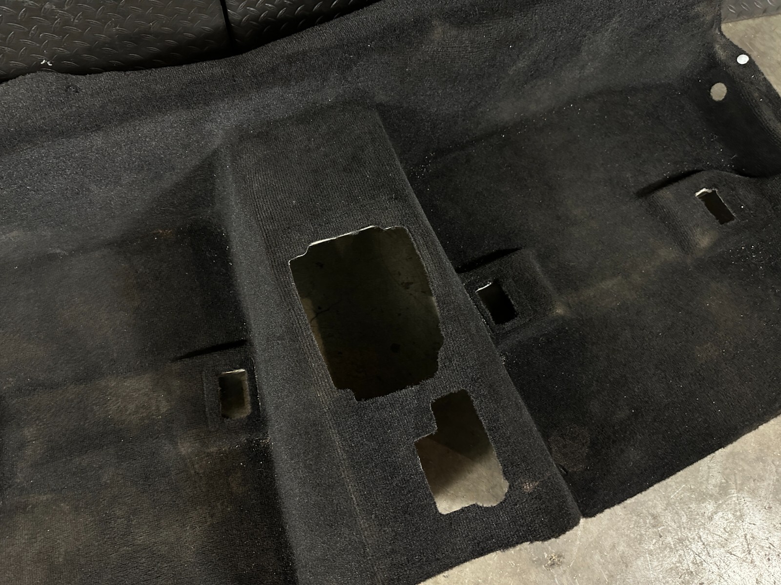 DODGE HALLENGER SRT HELLCAT 15-23 V8 6.2L OEM REAR COVER LINER FLOOR ...