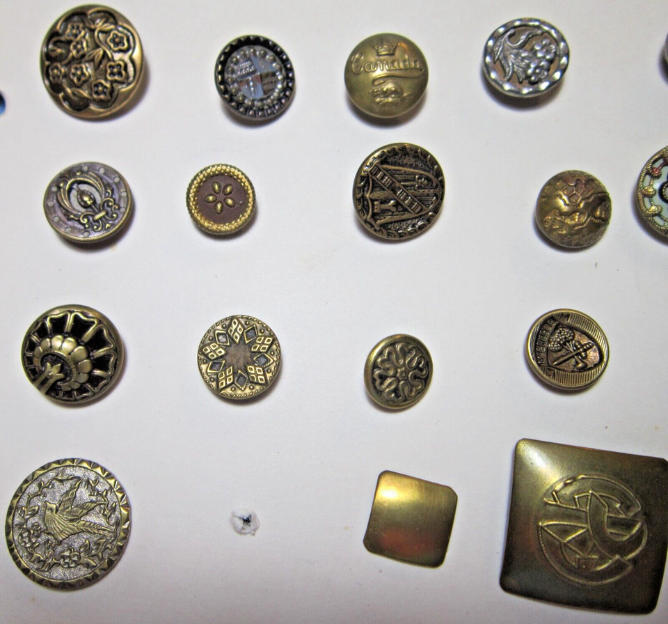 Vintage Lot of 32 Victorian Metal Buttons ~ Assorted Picture Filigree ...