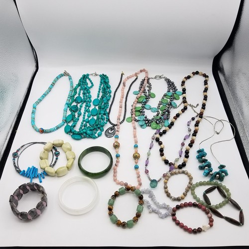 Lot Of Stones Wearable Jewelry Turquoise Mixed Bracelets Necklaces 2.4 ...