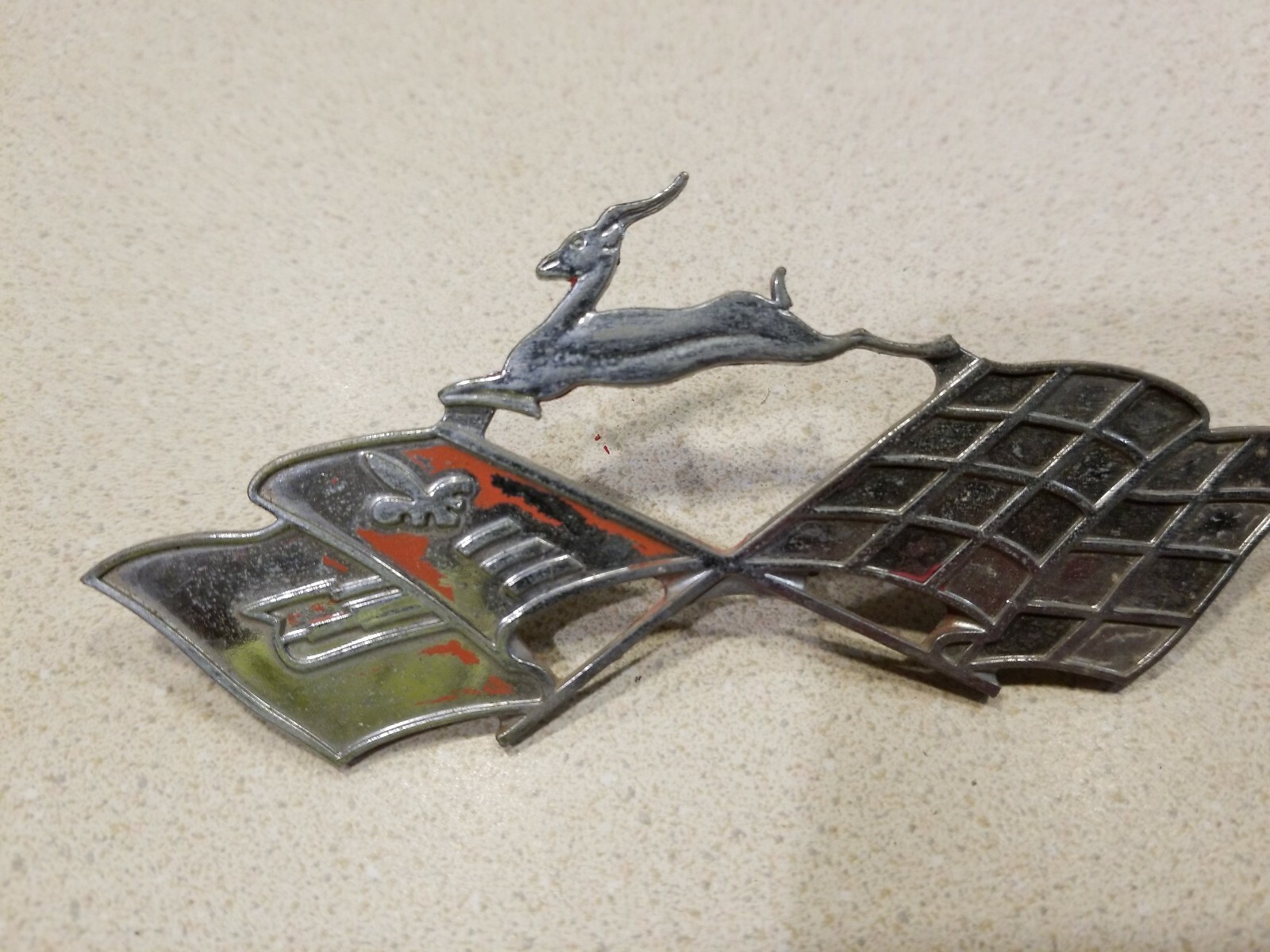 1958 Chevrolet Impala Side Emblem Crossed Flags 4722651 Pair | eBay