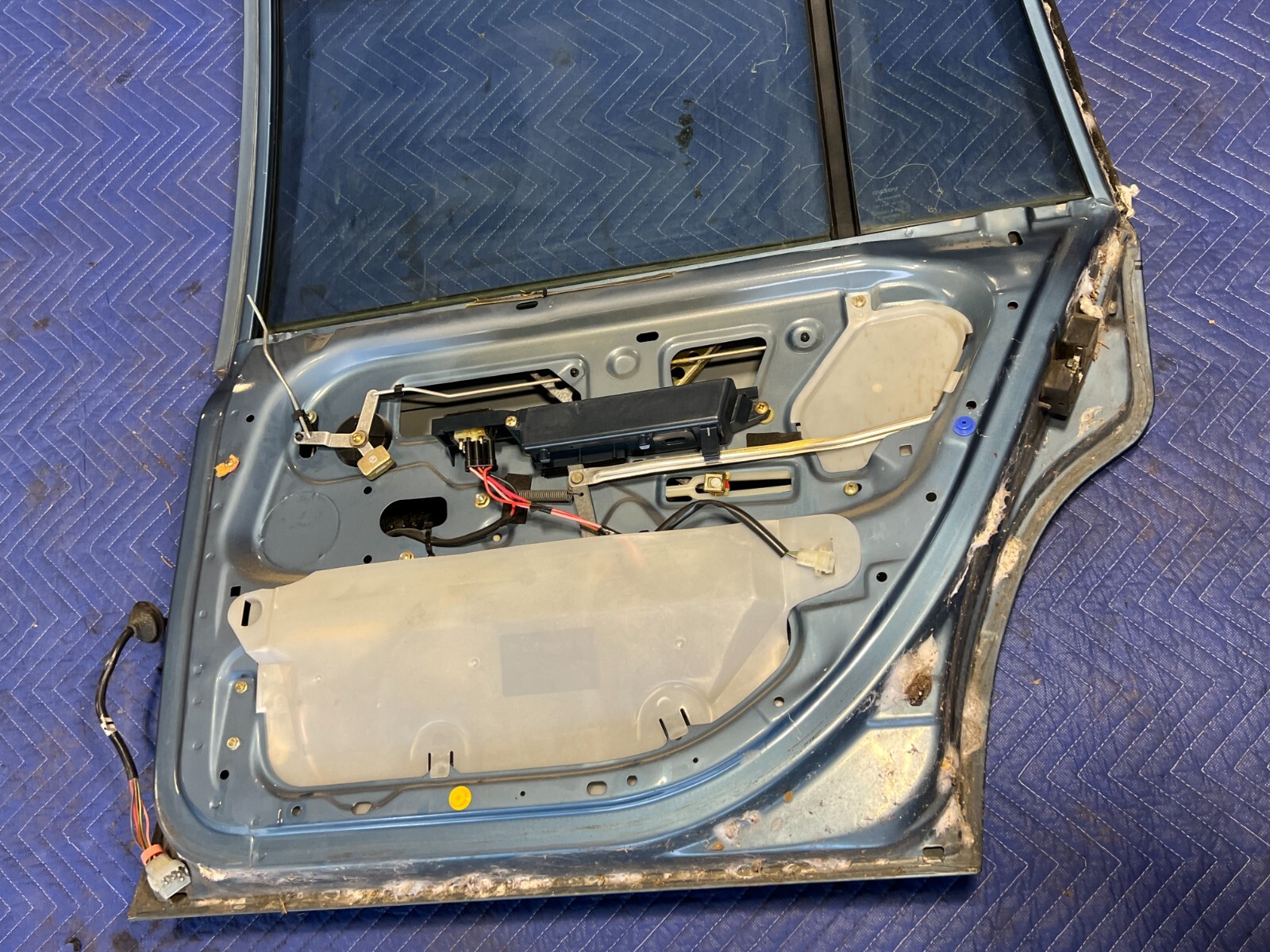 1984-1989 Volvo 740 760 Sedan Blue Metallic Rear Passenger Right Door ...