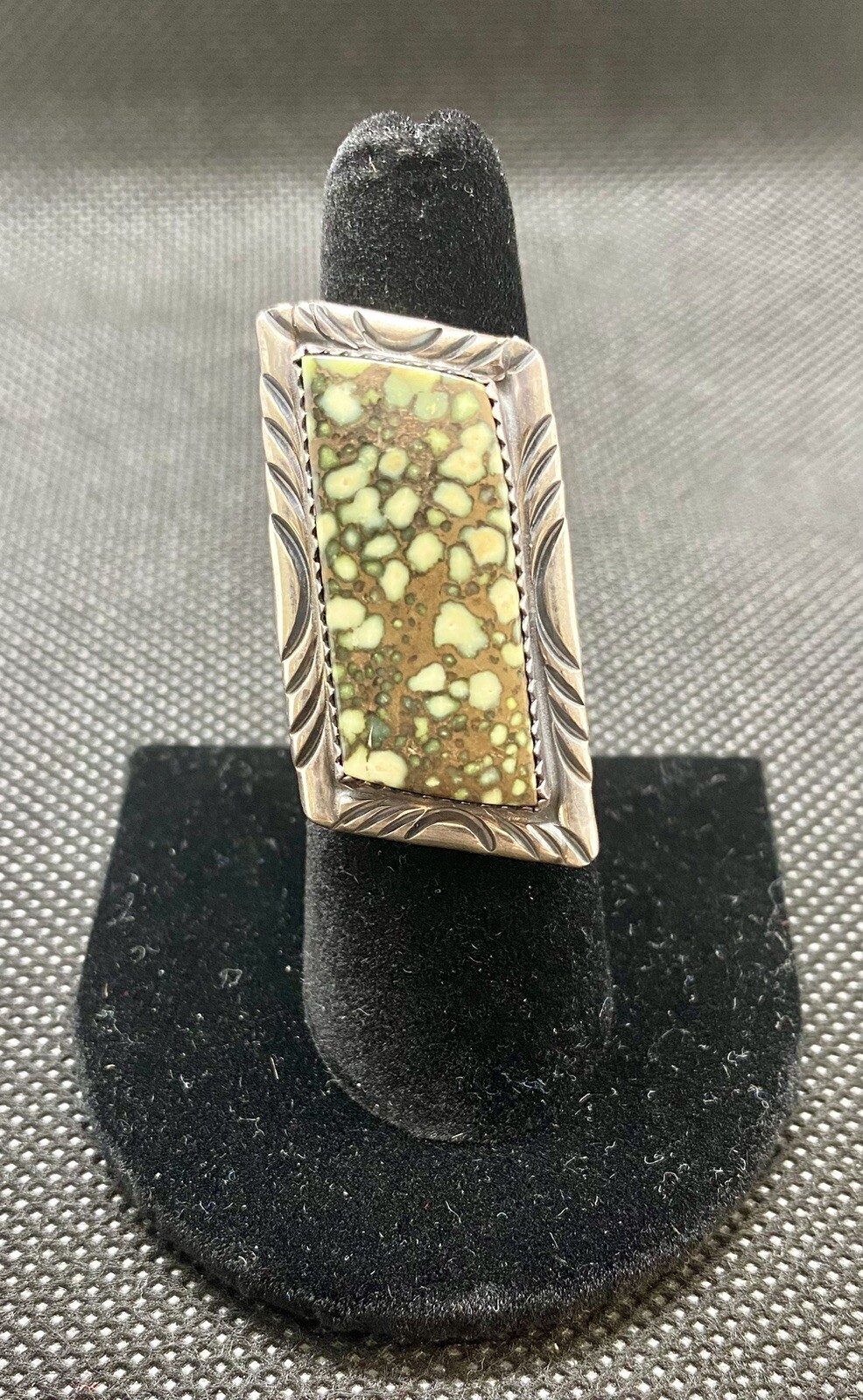 Native American Jewelry Ring - Gem